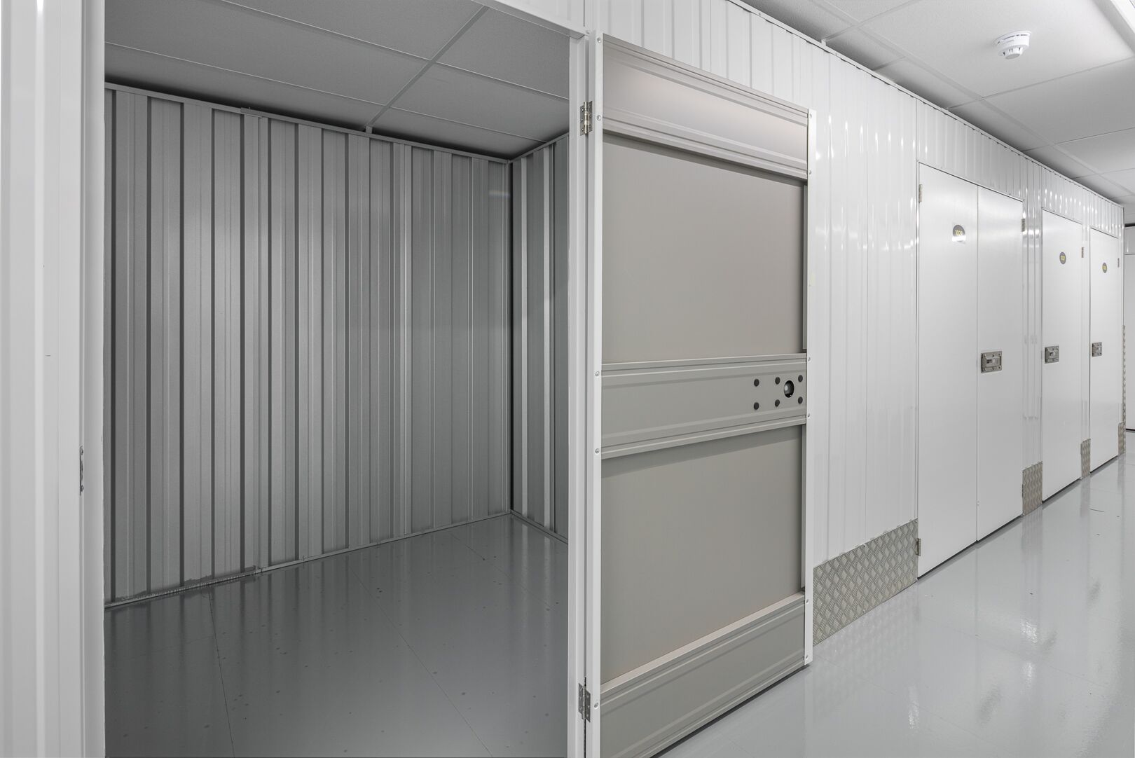 Self Storage Chester | 50% Off 8 Weeks | SureStore